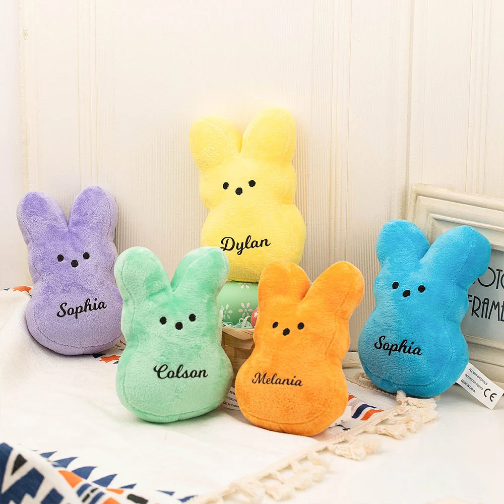 14 Small but Thoughtful 1st Birthday Gift Ideas for The Newborn Baby