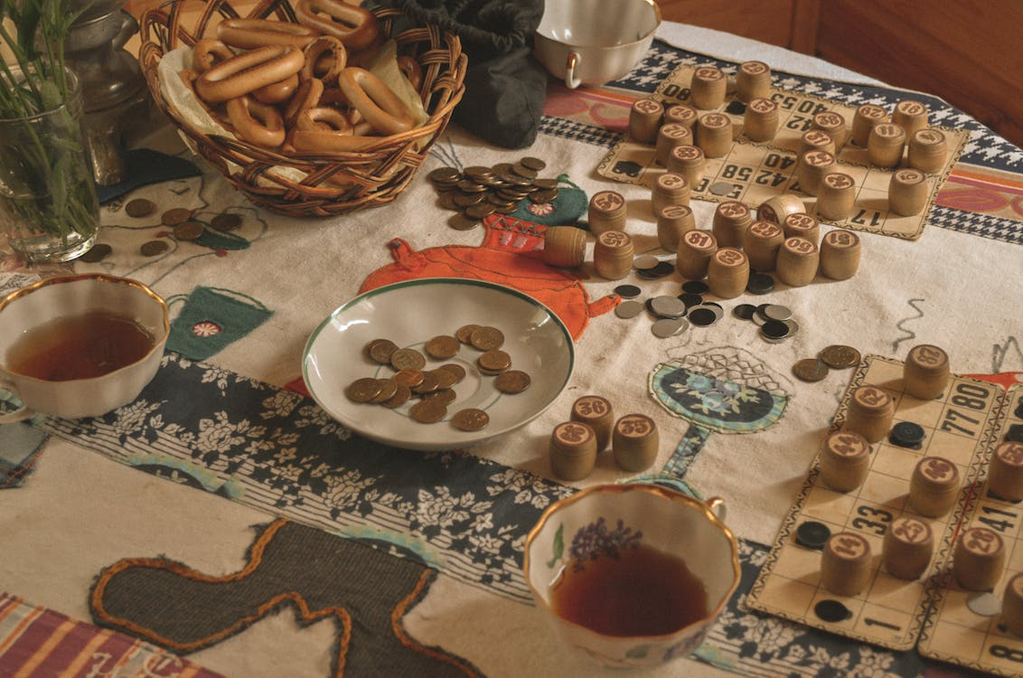 16 Amazing Indoor and Outdoor Party Games for Kids - Share Gift Ideas ...