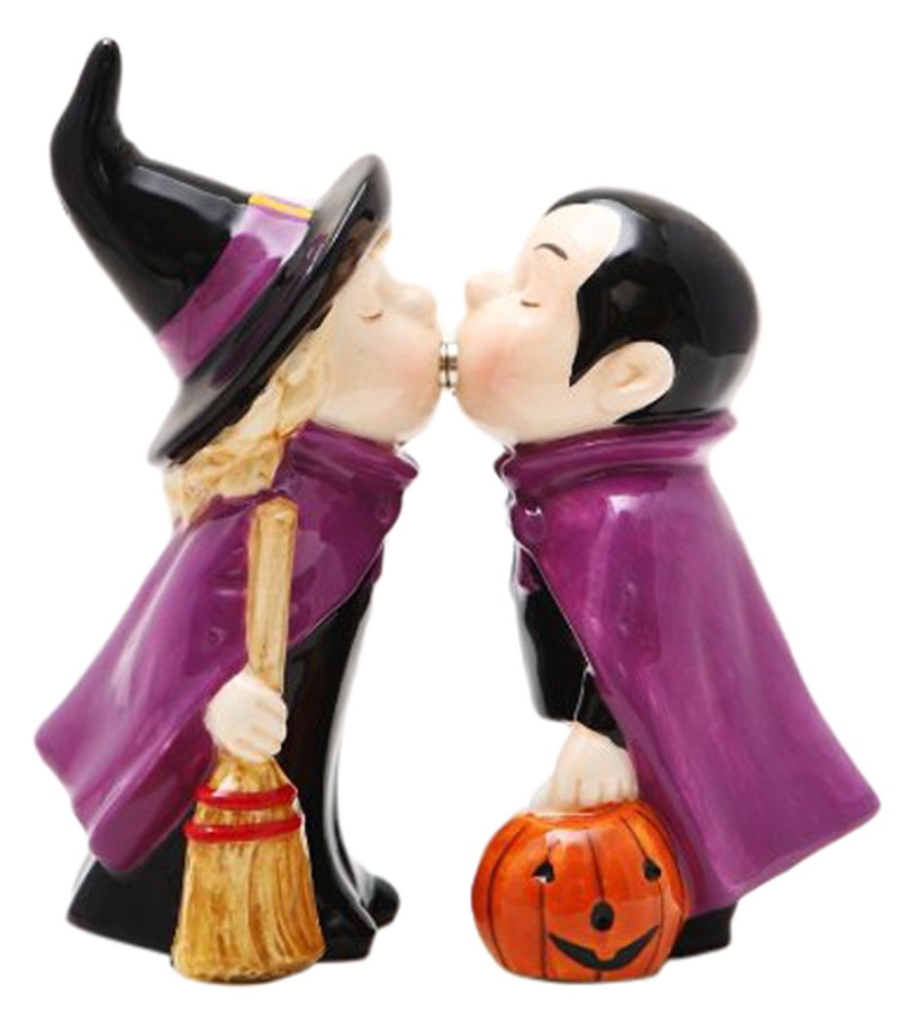 21 Halloween Wedding Ideas to Add a Spooky Touch to Your Big Day