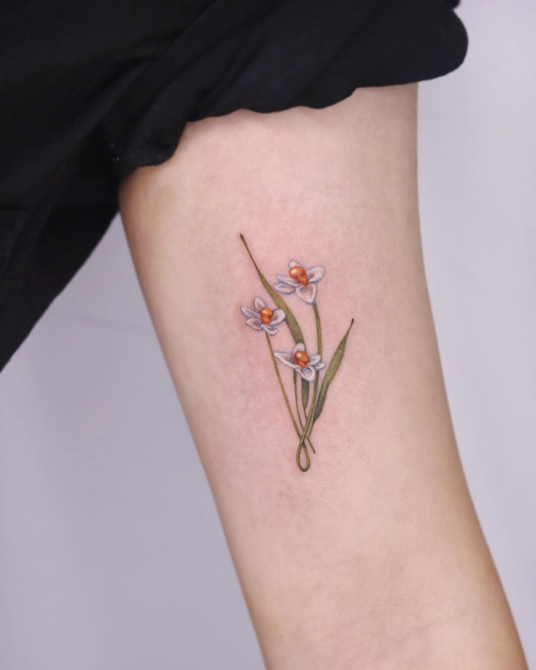 12 Birth Flower Tattoo Design Ideas for Each Month - Share Gift Ideas ...